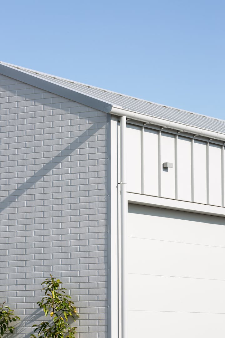 prau - triple gable house