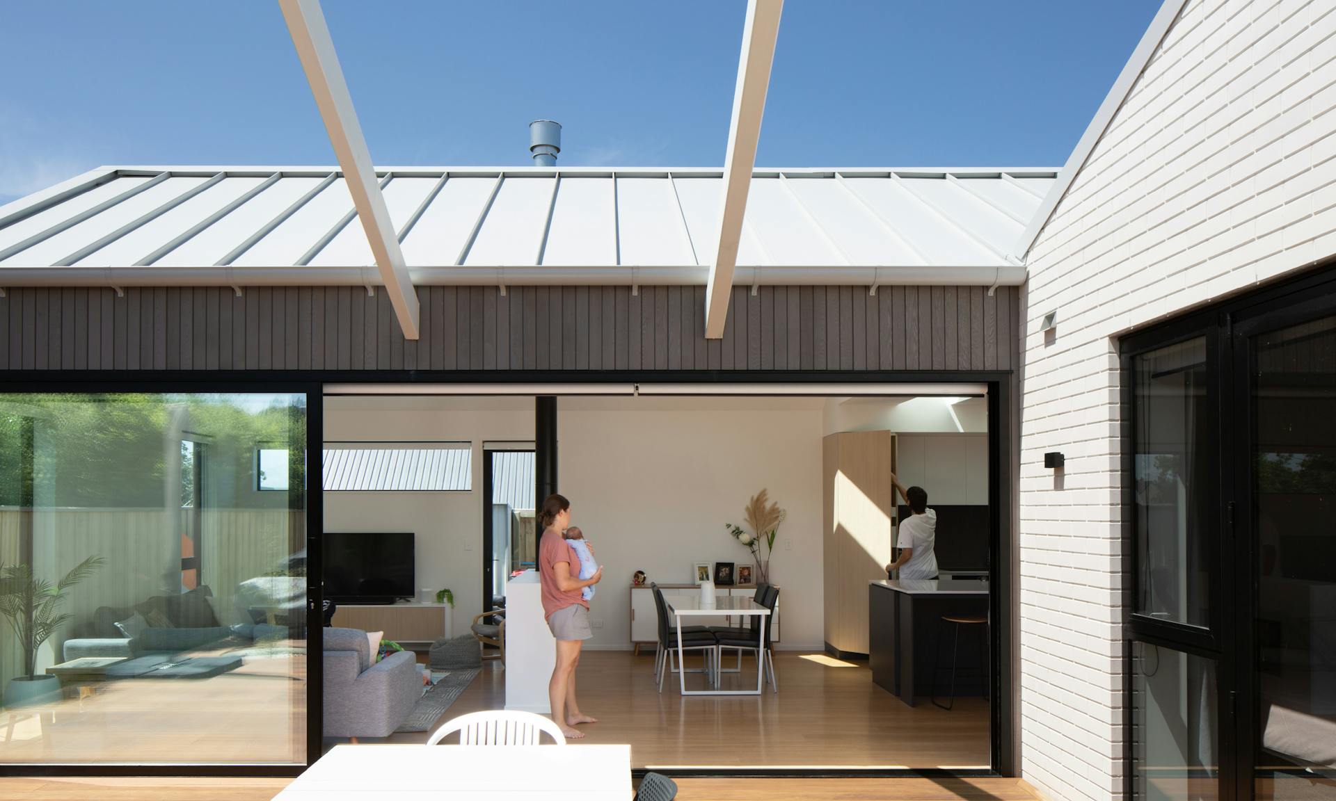 prau - triple gable house
